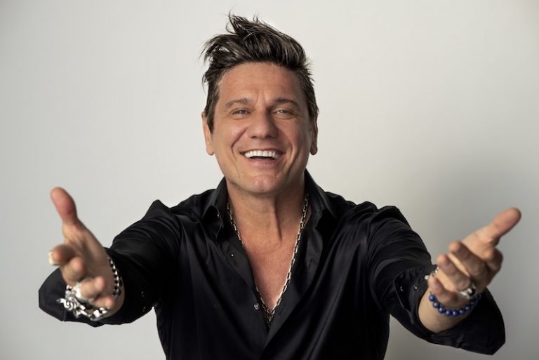 Performance Guest Rockstar, Musician, Singer / Songwriter, Lead ...